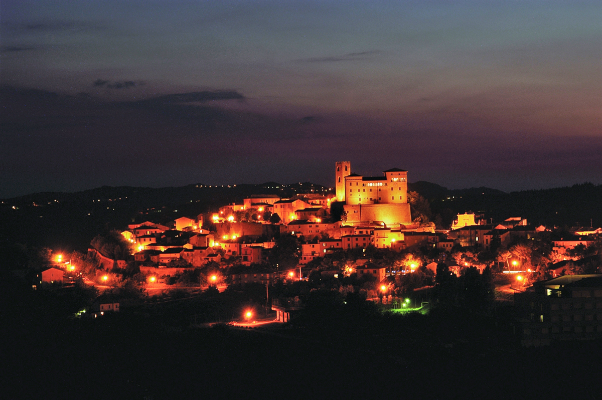 Da Grazzano Visconti a Cesenatico: i luoghi natalizi da non perdere in ...
